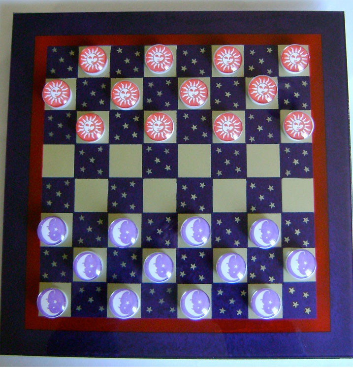 SUN-MOON-STARS-CHECKERS-GAME